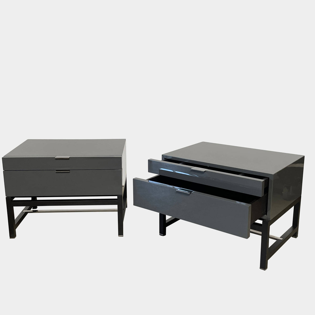 Minotti Harvey Nightstands by Rodolfo Dordoni: Buy the Minotti Harvey ...