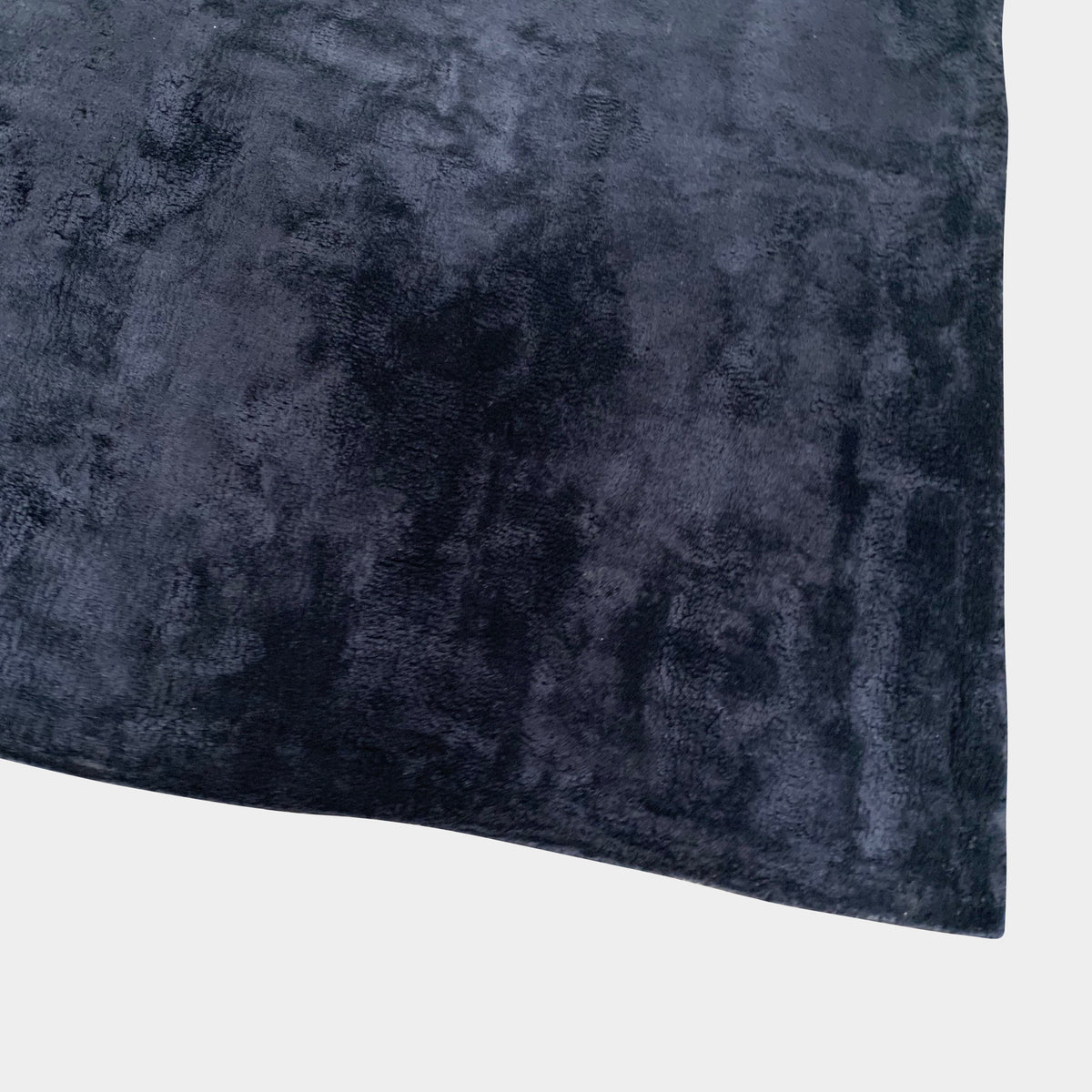 Mirror Rug – Modern Resale